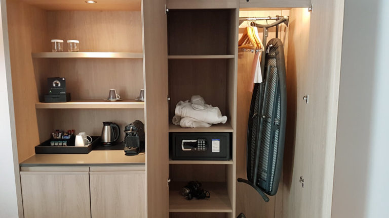 Holiday Inn Manchester City Centre | Wheelchair Access Review