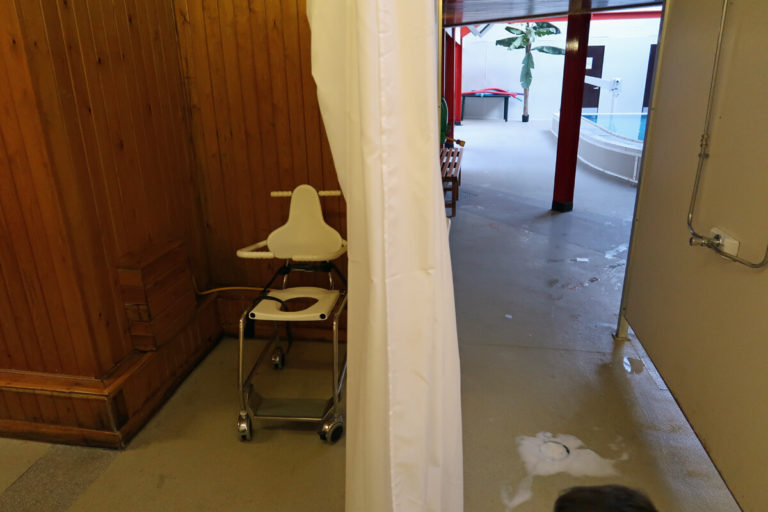 Calvert Kielder: The Straker Chalet - Accessible Holiday Review ...