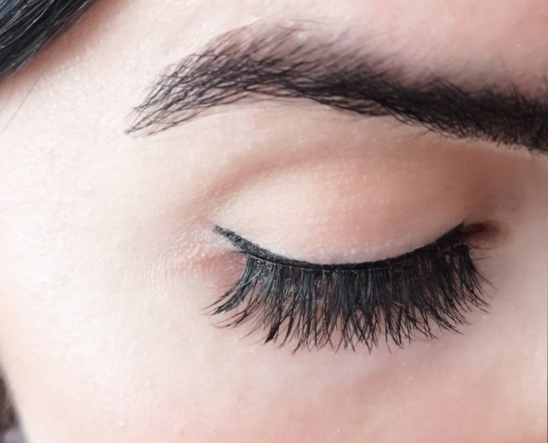 Accessible Makeup Products For Limited Hand Ability - Simply Emma