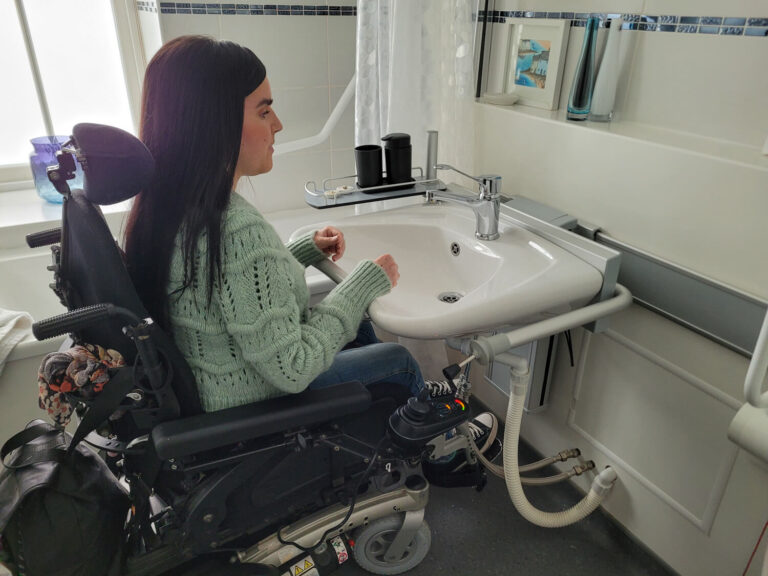 Clober Farm - Wheelchair Accessible Holiday Cottage with Ceiling Hoist ...
